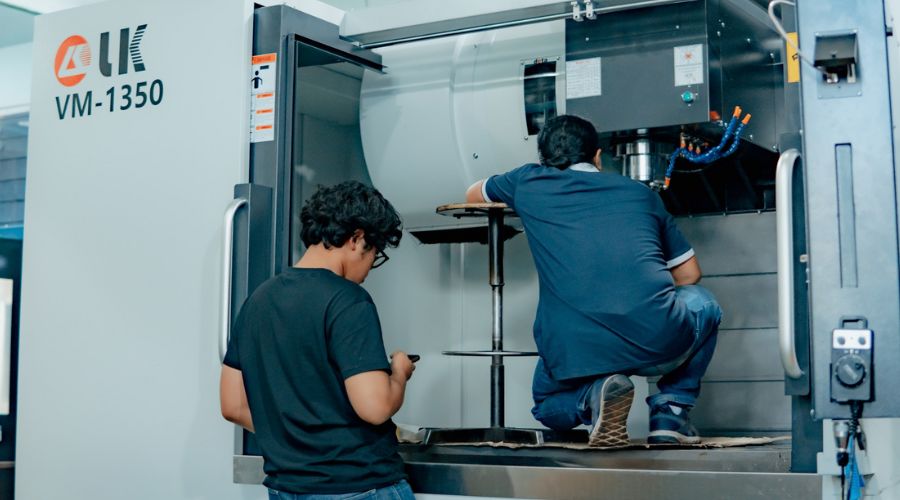 Preventive Maintenance Mesin CNC Milling: Prosedur, Manfaat, dan ...